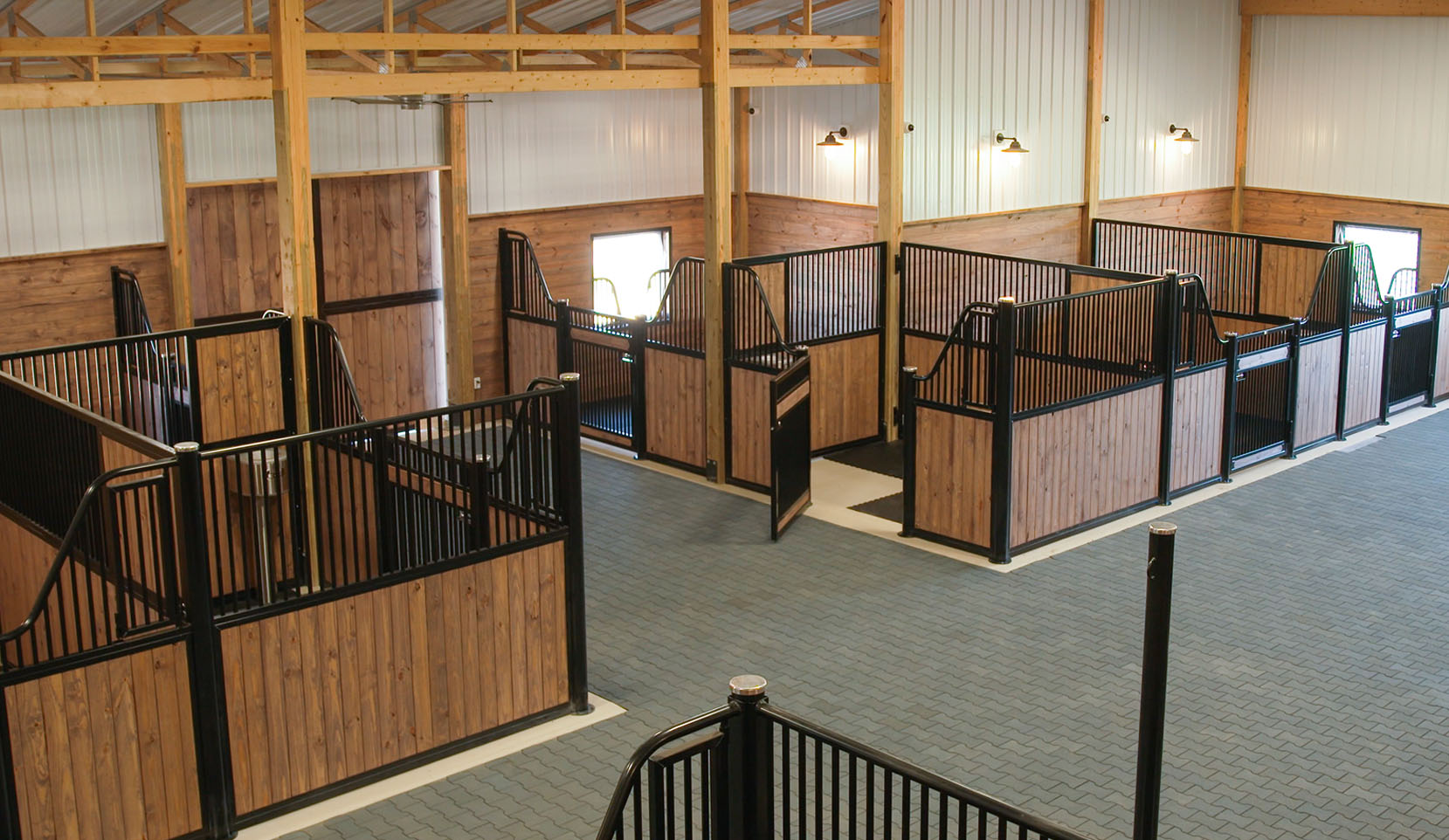 Custom Horse Stall Partitions | Classic Equine Equipment
